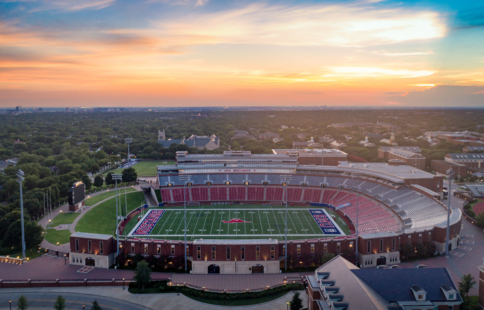 Picture of the Week: SMU's Ford Stadium in Dallas - Andy's Travel Blog