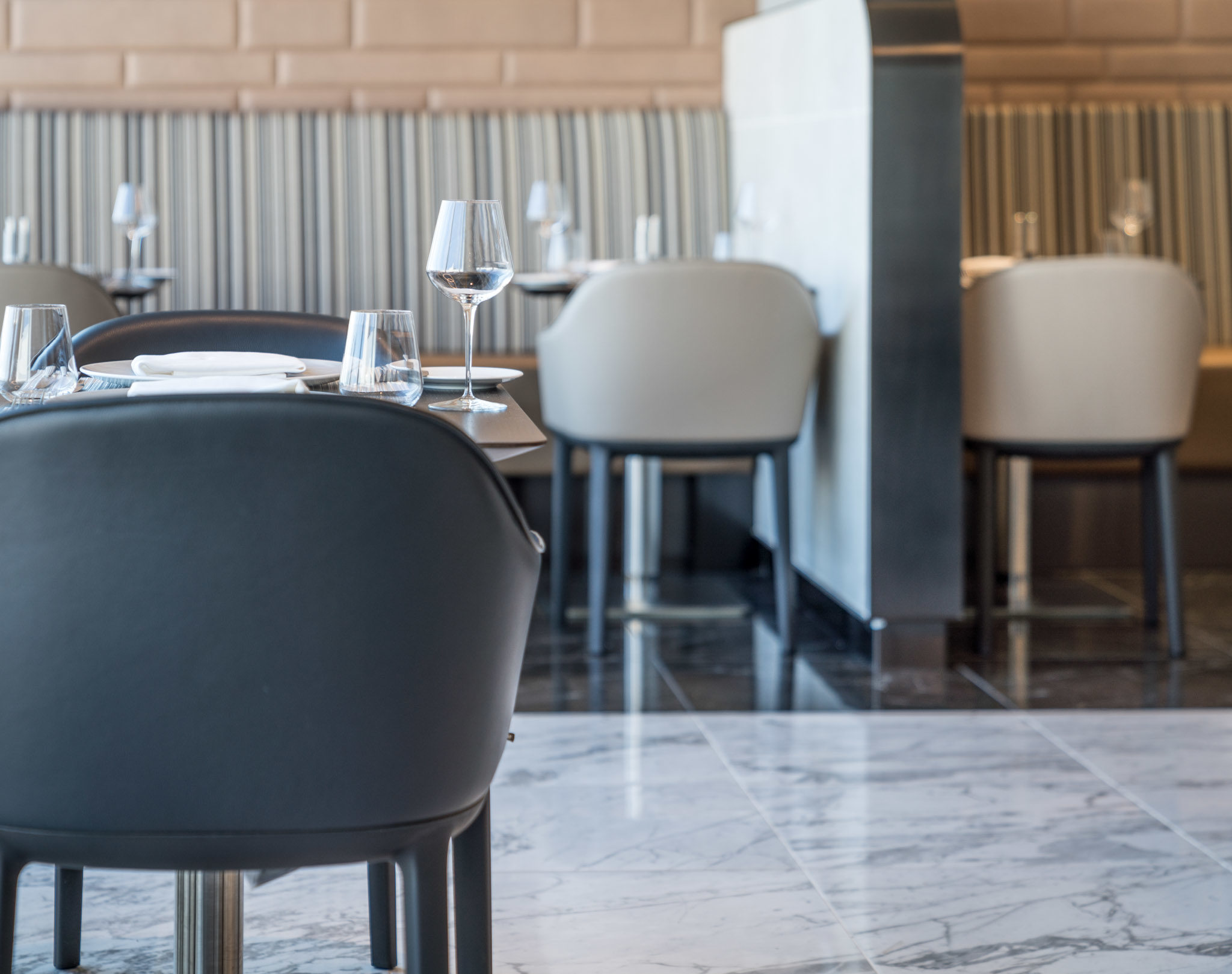 American's new Flagship First Dining at LAX: One of the best meals ever!