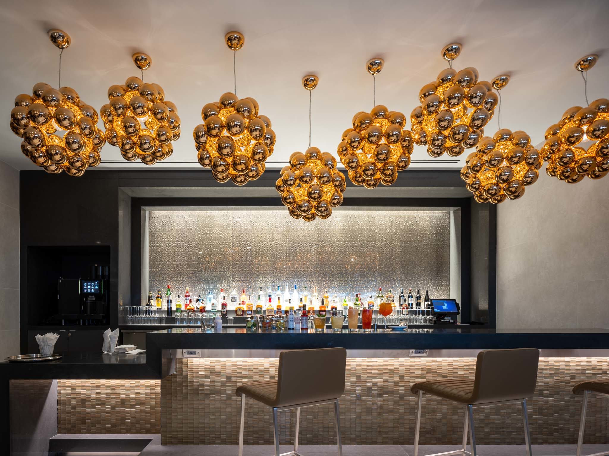 american airlines dfw flagship lounge review-33 - Andy's Travel Blog