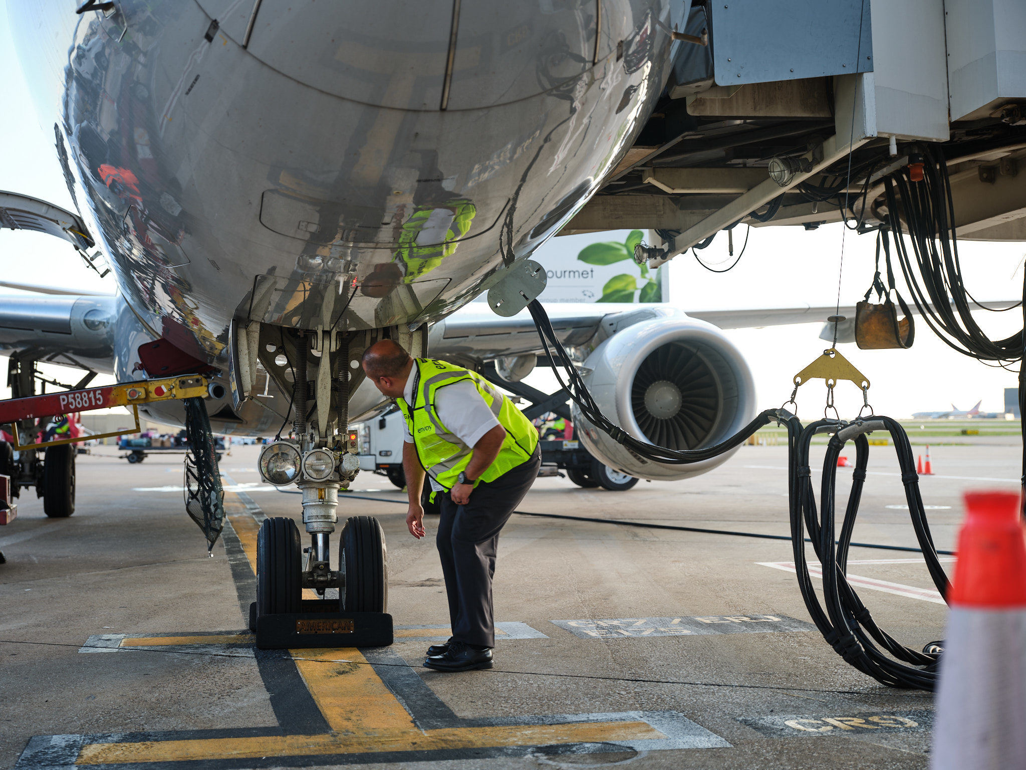 Envoy First Officer makes First Landing after beginning Flight School ...