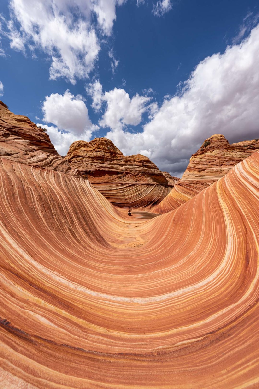 Hiking The Wave: Sun, Reflections, and Epic Views - Andy's Travel Blog