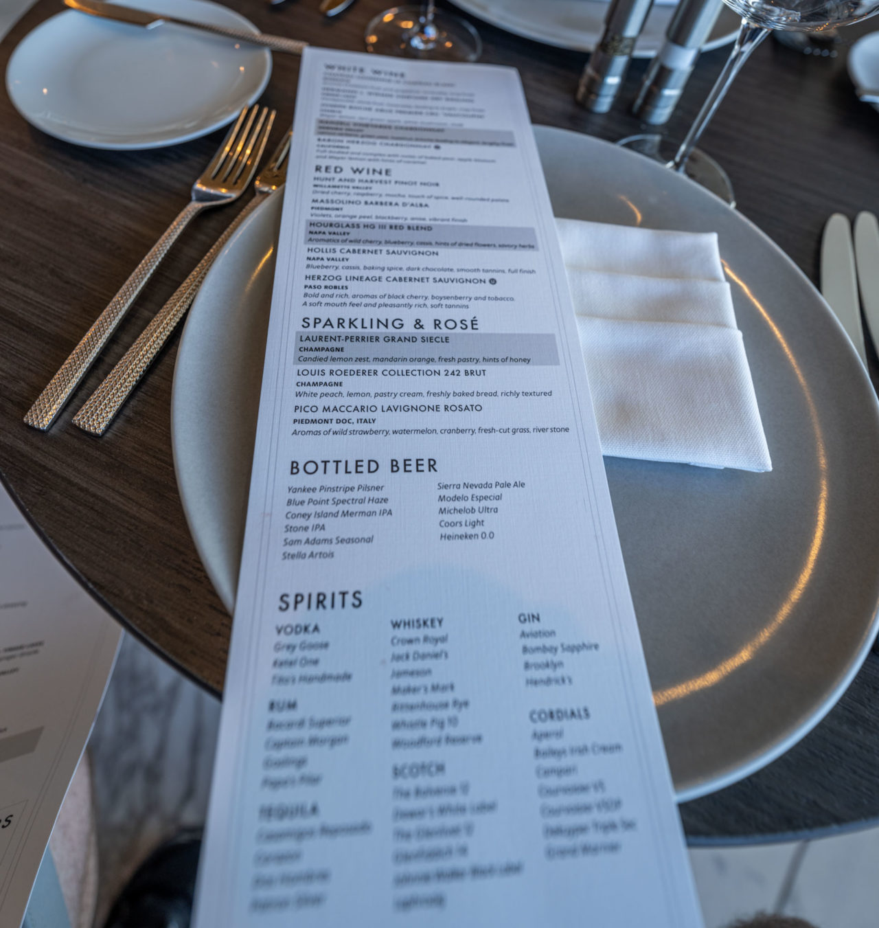 I tested out American Airlines relaunched Flagship First Dining at JFK!