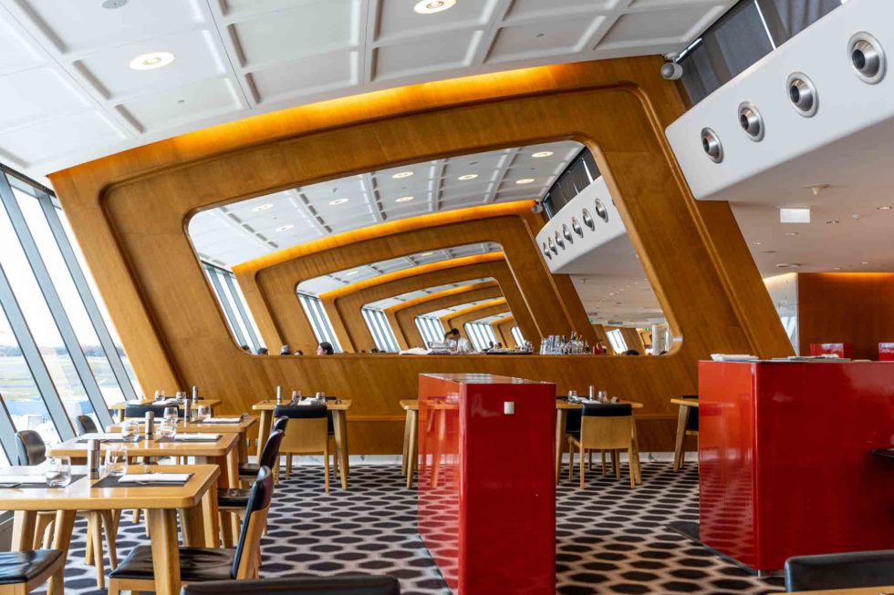 Qantas First Class Lounge Sydney Review: Still One of the Best